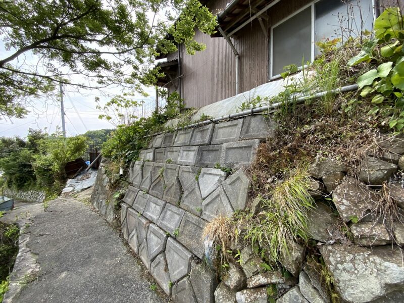 （交渉中）空き家バンク【売買】150万円 山口県岩国市柱島 海を望む高台 蔵・離れ・物干場・駐車場2台付き4K平屋古民家 畑山林相談可 - Sumai空き家