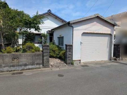 空き家バンク【売買】200万円 三重県伊勢市大湊町 軽量鉄骨車庫付き5DKコンパクト平屋 上下水道 - Sumai空き家