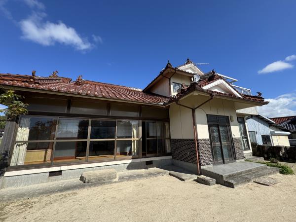 空き家バンク【売買】200万円（応相談）広島県呉市郷原町 自然豊かな場所 農地・ベランダ・倉庫・車庫付き7DK2階建 上下水道 - Sumai空き家