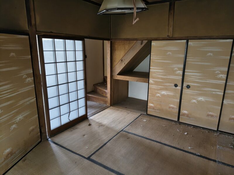 空き家バンク【売買】1万円 愛媛県越智郡上島町岩城 生活便利・島中心部・家庭菜園可 6DK2階建古民家 - Sumai空き家