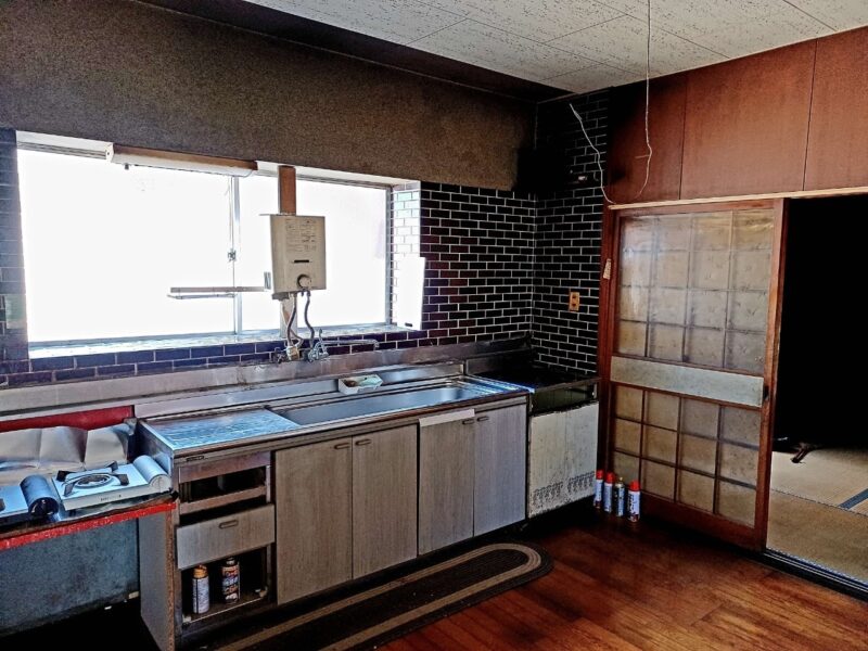 空き家バンク【売買】100万円 島根県雲南市大東町仁和寺 田畑・山林・納屋・駐車場2台付き5DK2階建 土間・縁側・続き間・薪風呂有 - Sumai空き家