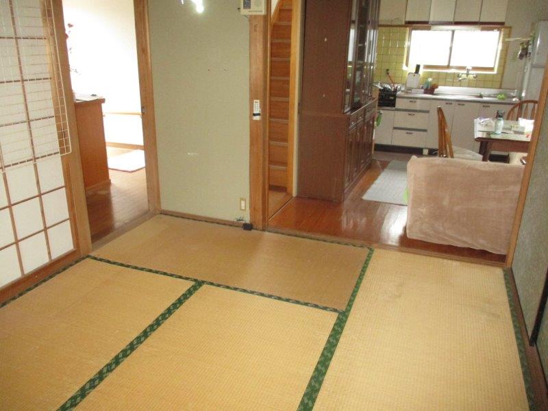 空き家バンク【売買】200万円 鹿児島県鹿屋市浜田町 平成4年築・海が近い シャッター車庫付き4DK2階建 各階水洗トイレ - Sumai空き家