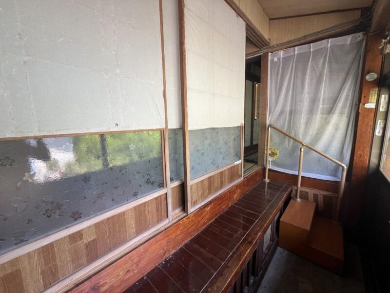 空き家バンク【売買】30万円 鹿児島県鹿屋市大姶良町 自然豊かな場所 畑・物置・駐車場付き4K平屋古民家 縁側・続き間有 - Sumai空き家