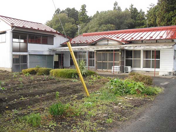 空き家バンク【売買】150万円 岩手県奥州市水沢字森下 畑・原野・物置・駐車場3台付き6DK2階建古民家 - Sumai空き家