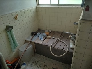 空き家バンク【売買】80万円 群馬県富岡市蕨 広い敷地 蔵・2階大広間・駐車場付き5DK2階建古民家 水洗トイレ 縁側・続き間有 - Sumai空き家