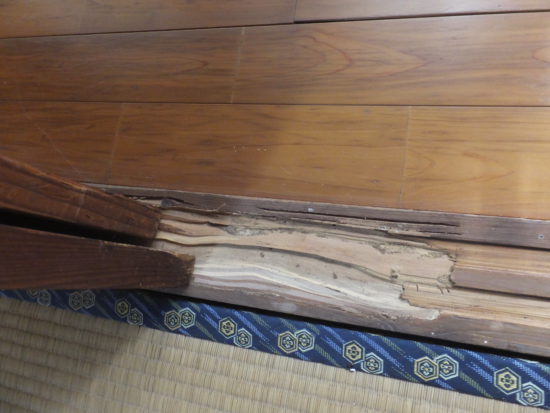 空き家バンク【売買】80万円 宮崎県えびの市大字原田 広い敷地・家庭菜園可 倉庫・駐車場3台付き5DK平屋古民家 - Sumai空き家