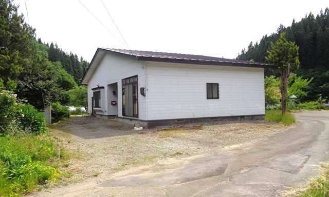 空き家バンク【売買】50万円 秋田県山本郡三種町下岩川字外ノ沢 平成元年築・広い敷地・雪捨場有 庭・物置・駐車場2～3台付き5部屋平屋 ...