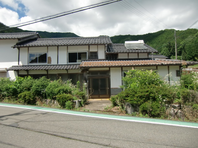 空き家バンク【売買】150万円 兵庫県朝来市和田山町野村 農地・庭・物置・車庫2台付き8部屋2階建古民家 上下水道 縁側・続き間有 ...